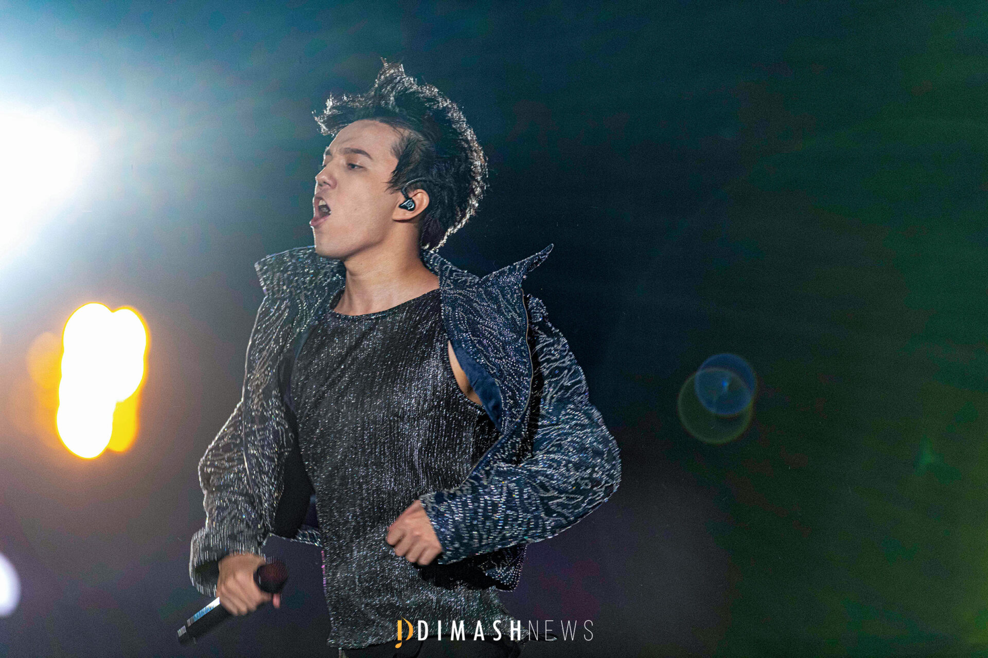 Dimash Qudaibergen Musiker Ilya Pokrovskiy Percussion Dimash Universum